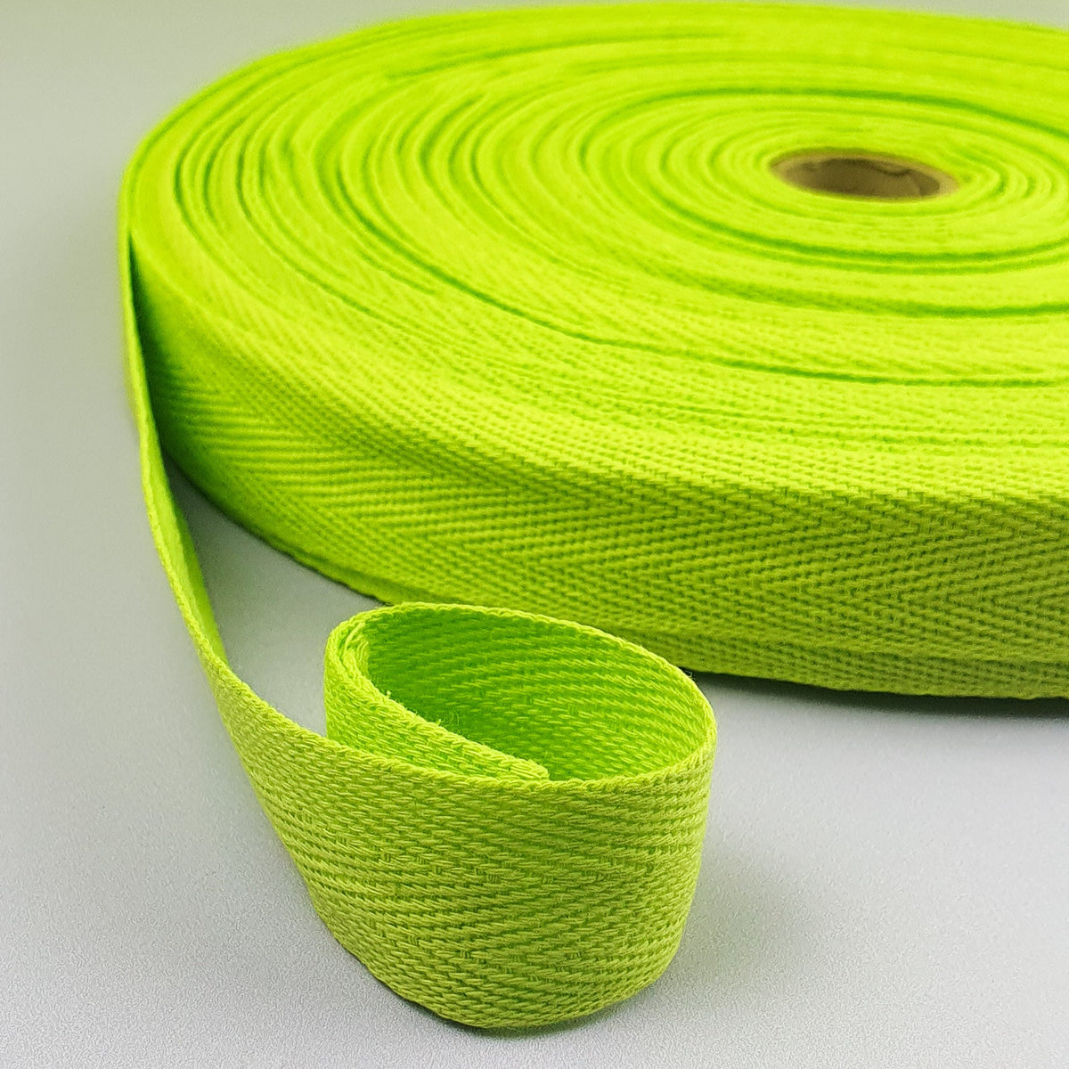 Edging Handmade Rugs | Bindings and Webbing | Tuftbox UK