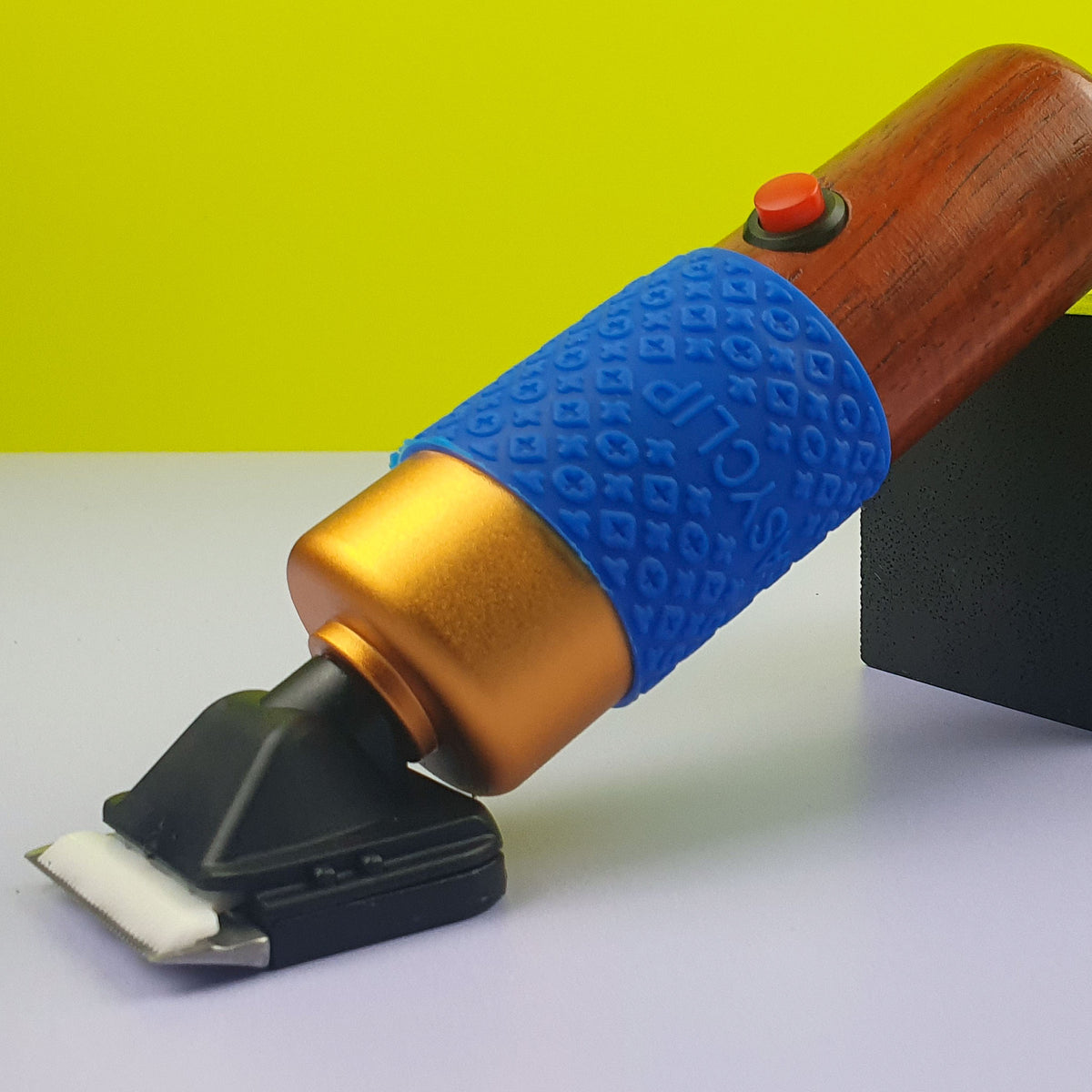 Rosewood Rug Carver | Trimming Machine for Tufted Rugs | Tuftbox UK